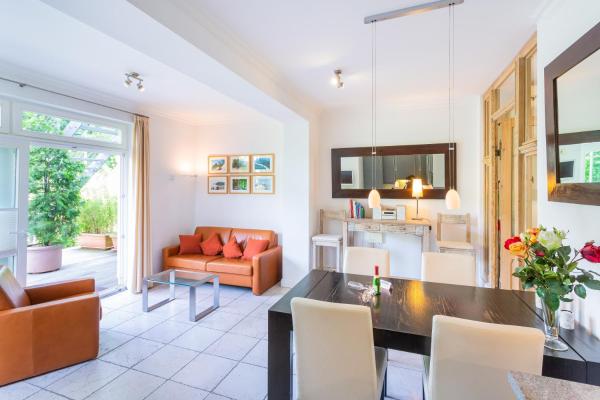 Strandnahe Und Moderne Fewo Mit Terrasse, Villa Ravensberg, Binz - Binz