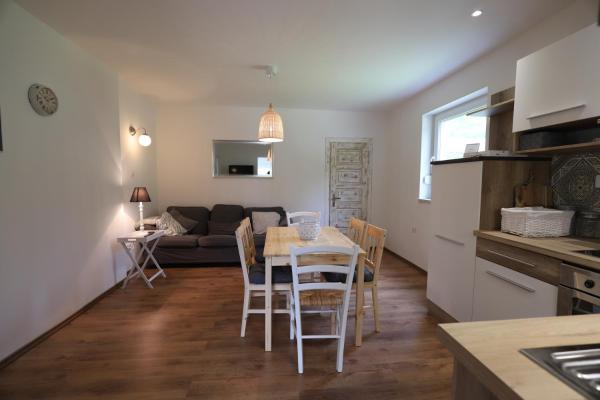 Adventure Cottage With Pool And Big Garden - Lesce