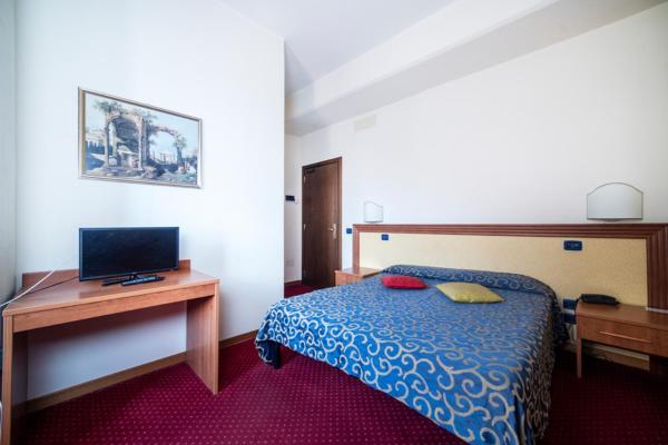Hotel Italia & Lombardi - Montefiascone