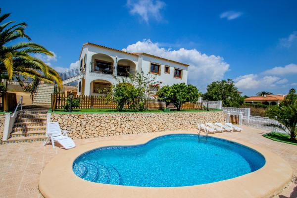 Juanjo - This Lovely Detached Holiday Property In Calpe - Calp