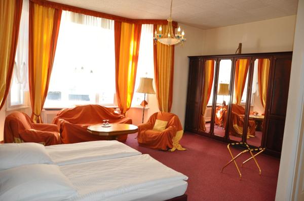 Hotel Pension Savoy Near Kurfürstendamm - Kleinmachnow