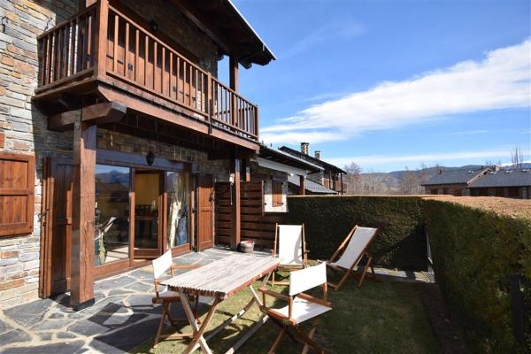 Casa En Bolvir, Jardin Y Piscina - Alp, Catalonia
