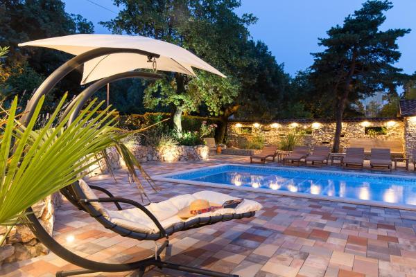 Apartments Antonija - Cres