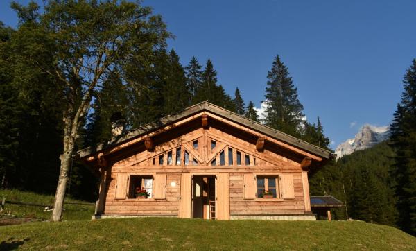 Chalet Brenta Dolomites - Madonna di Campiglio