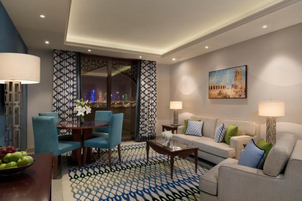Al Najada Doha Hotel Apartments By Oaks - Doha