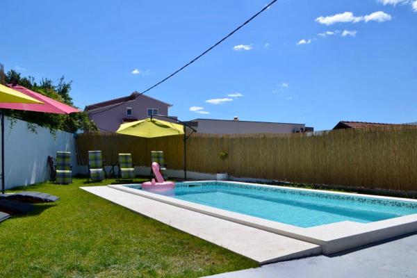 4 Apartmens Private Pool 20people Max - Croatia