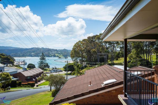 Bayview Unit Stunning Inlet Views - South Coast