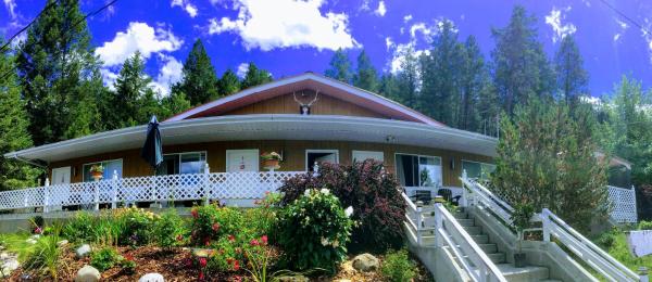 Crescent Motel - Radium Hot Springs