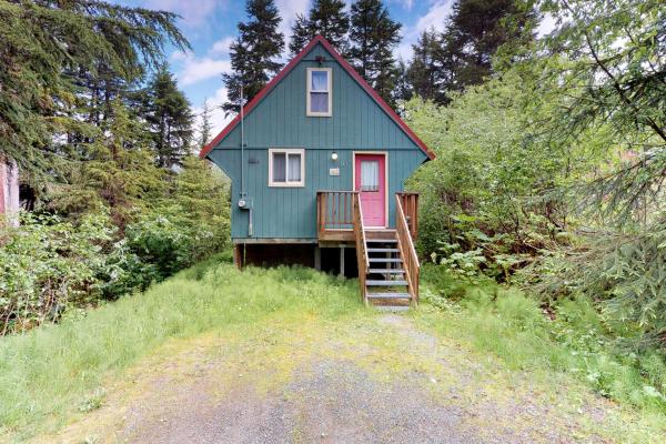 Christina Cabin - Anchorage, AK