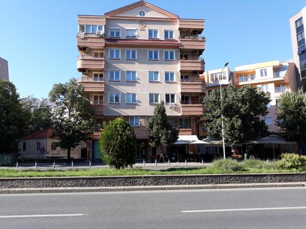 Ap Apartment Near Center Park - Kuzey Makedonya