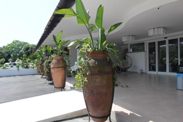 Love & Fama Hotel - San Felice Circeo