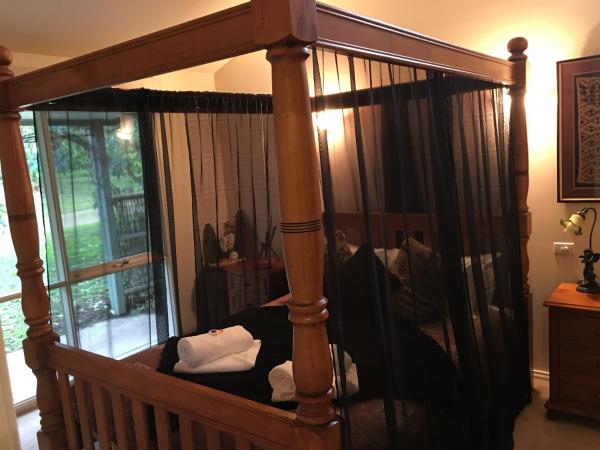 Weeroona Bed And Breakfast - Rye