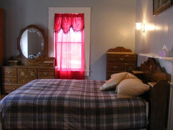 66 Montague House - Digby