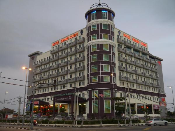 Grand Court Hotel - Teluk Intan