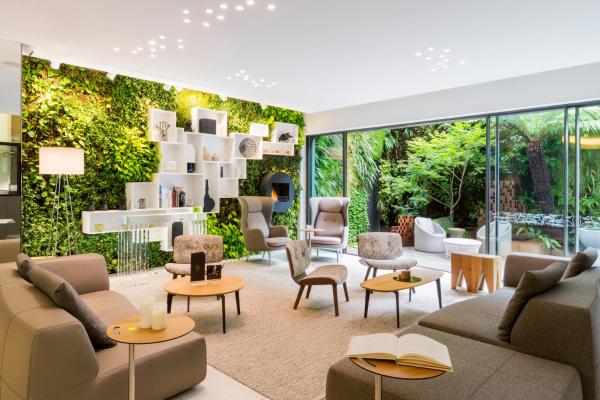 Bw Premier Collection Le Saint Antoine Hotel Et Spa - L'Hermitage