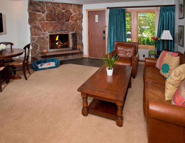 Two Bedroom At The Lodge At Vail - Vail, CO