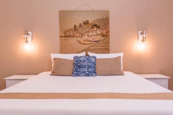 Niko's And Nora's Studios - Paxos