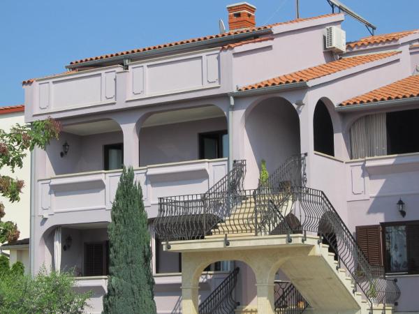 Purple House - Pula