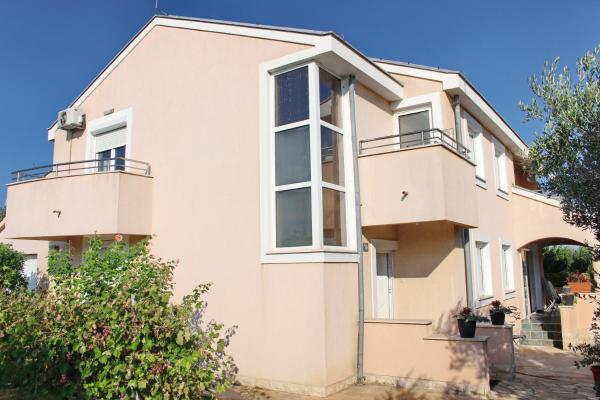 Apartmani Olives - Nin