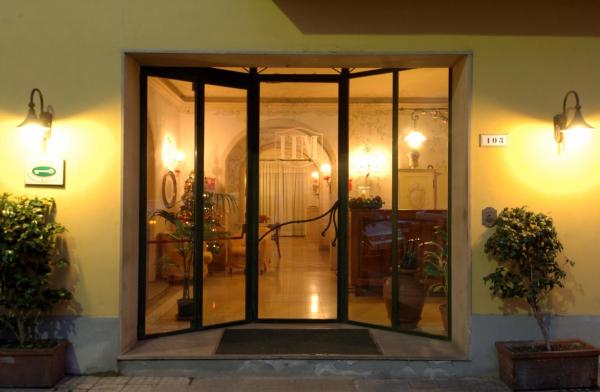 Hotel Moderno - Pise
