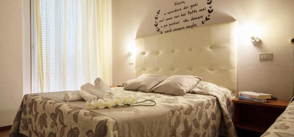 Hotel Sandra - Rimini