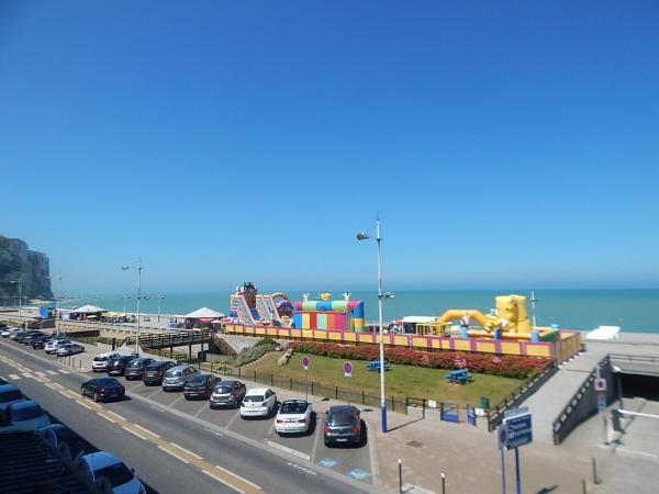 Residence Du Bord De Mer 9 Appartements Avec Une Vraie Vue Mer - Le Tréport plage