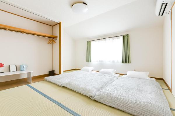 Plus 9 Station Inn - Japón
