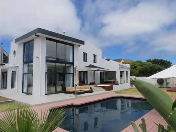 Cape White Villa - Cape Town