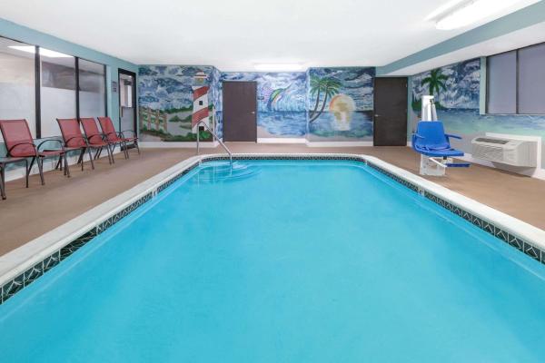 Super 8 By Wyndham Victoria/north/mall Area - Texas