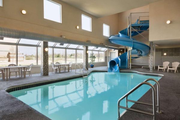 Days Inn By Wyndham Regina Airport West - Regina