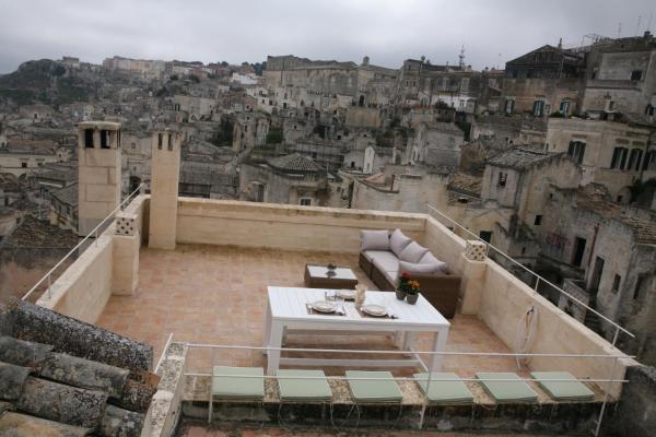 Le Tre Vie Apartment & Room - Matera