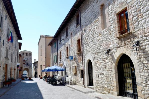 Ostello Del Parco Di Monte Cucco - Umbria