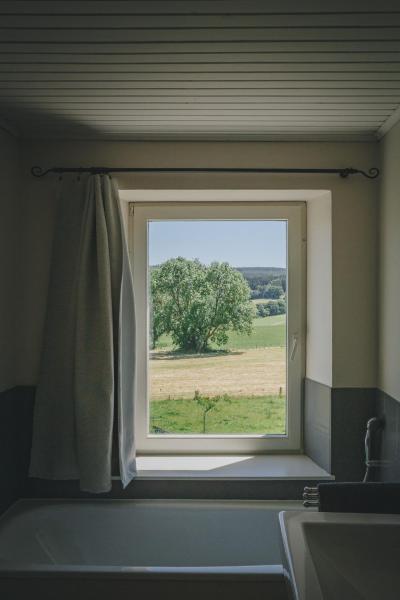 La Croisée Des Champs, Gîte Entre Durbuy Et La Roche En Ardenne - Belgique