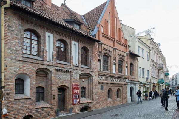 Cozy Apartment In Gothic Style House In The Heart Of The Old Town - Lithuania