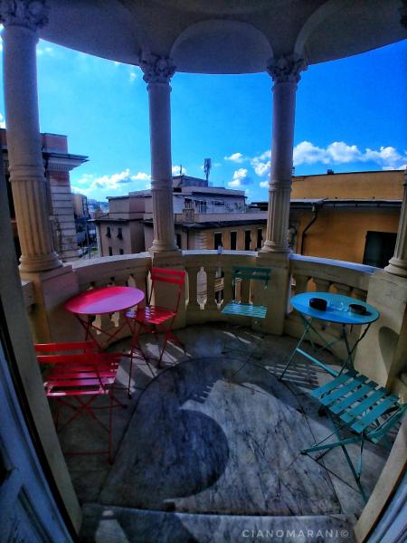 Victoria House Hostel - Genoa