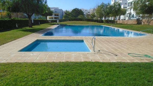 Spacious Apartment In Armação De Pêra With Sea View - 90 M² - Armação de Pêra