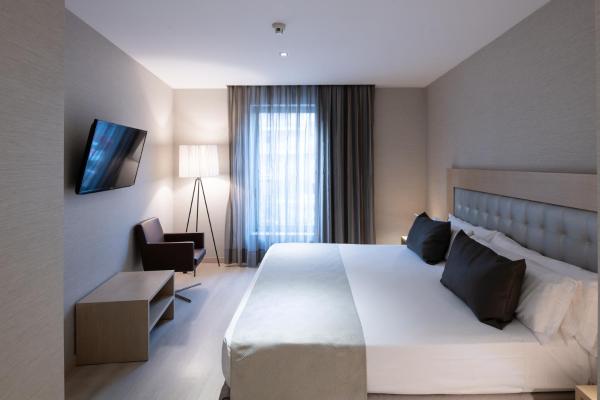Catalonia Sagrada Familia 3* - Chambre Triple - Ripollet