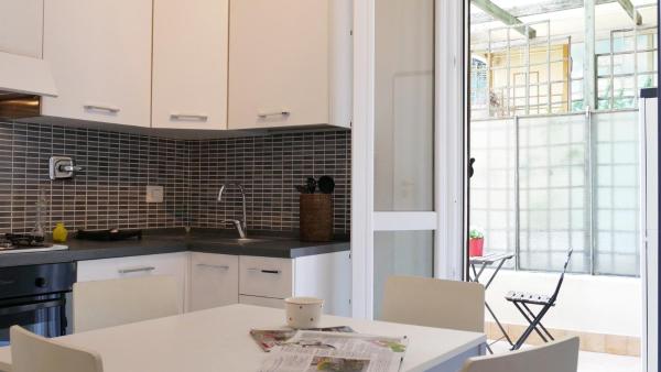 Guesthost - Bologna Welcome House - Bologna