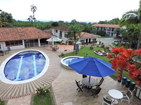 Finca Hotel ValparaÃso - Montenegro, Colombia