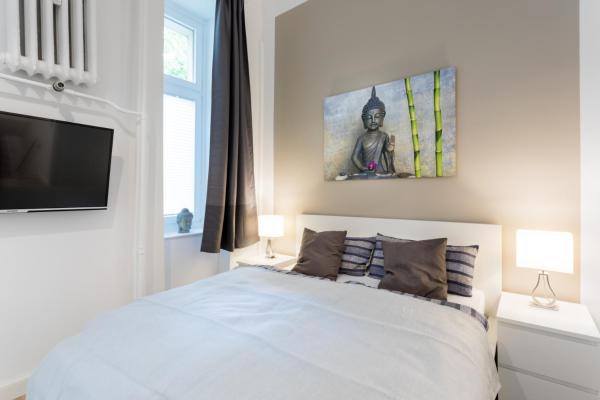 The Düsseldorfer, 1 Br, 1 Living Room, Group & Family Friendly, Ideal For 2 - 4 Guests - Stahnsdorf