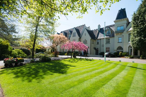 Glen-yr-afon House Hotel - Usk