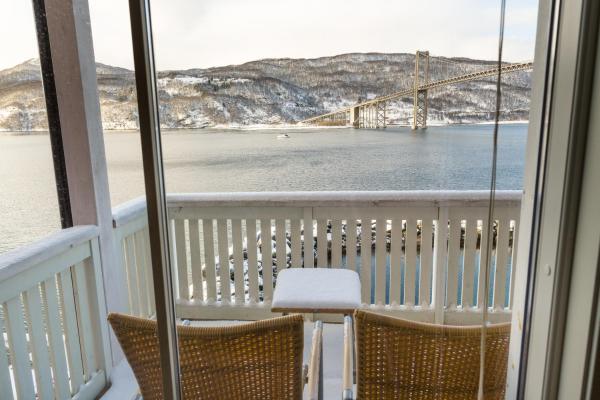 Tjeldsundbrua Hotel - Norrbottens län