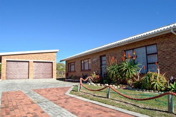 30 Tornynstreet - Struisbaai