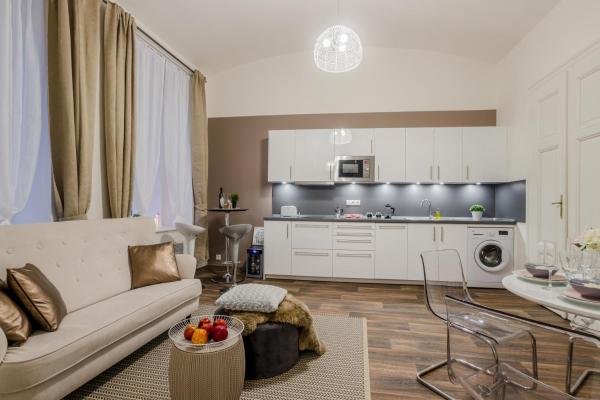 Prague Apt Near Charles Bridge By Michal&friends - Aéroport de Prague-Václav-Havel (PRG)