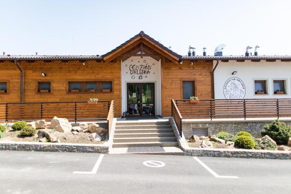 Penzión Uhliská A Depandance Gazdovský Dom - Slovakia