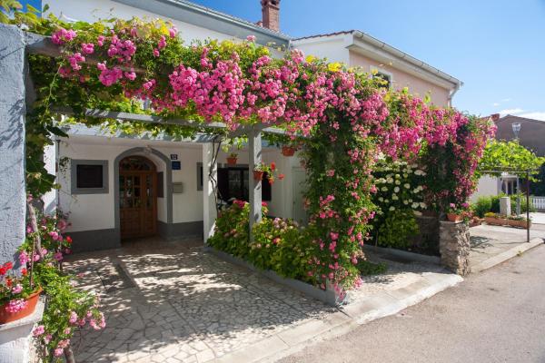Holiday Apartment With Air Conditioning And Internet Access - Krk