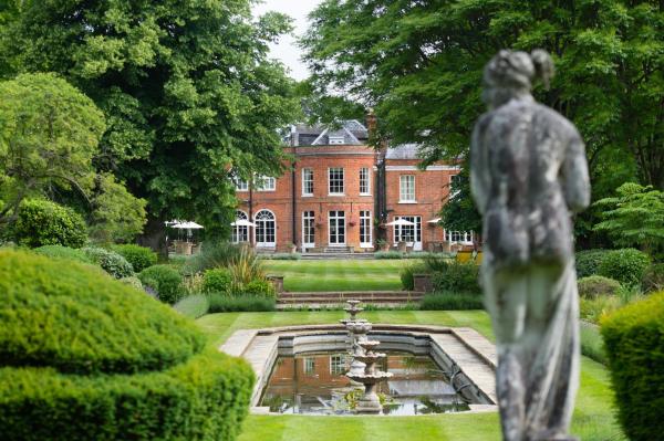Royal Berkshire - Bracknell
