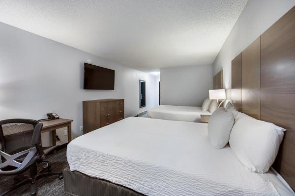 Relax And Recharge! Stylish Unit Awaits! Quick Drive To Grants Pass Golf Club! - Rogue River, OR