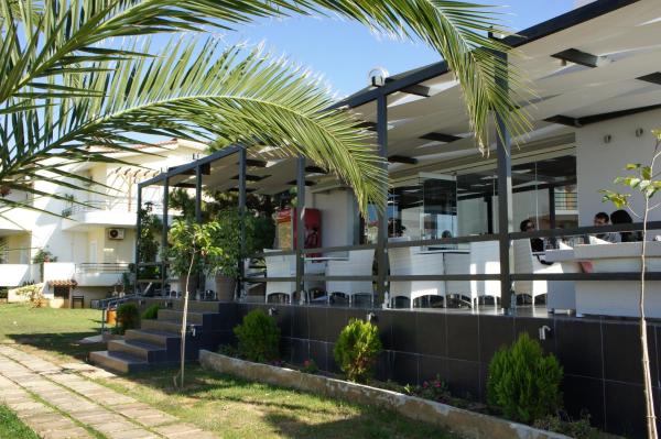 Konsta Apartments - Greece