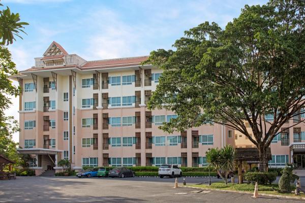 C-house & Residence Hotel Amata City - Pluak Daeng